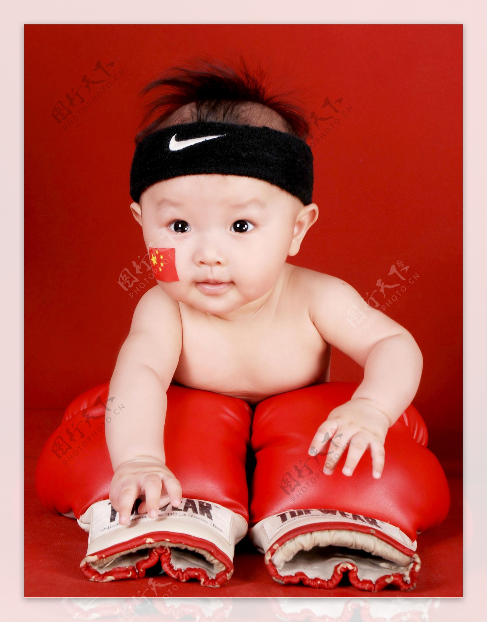 可爱幼童图片素材-编号04004033-图行天下